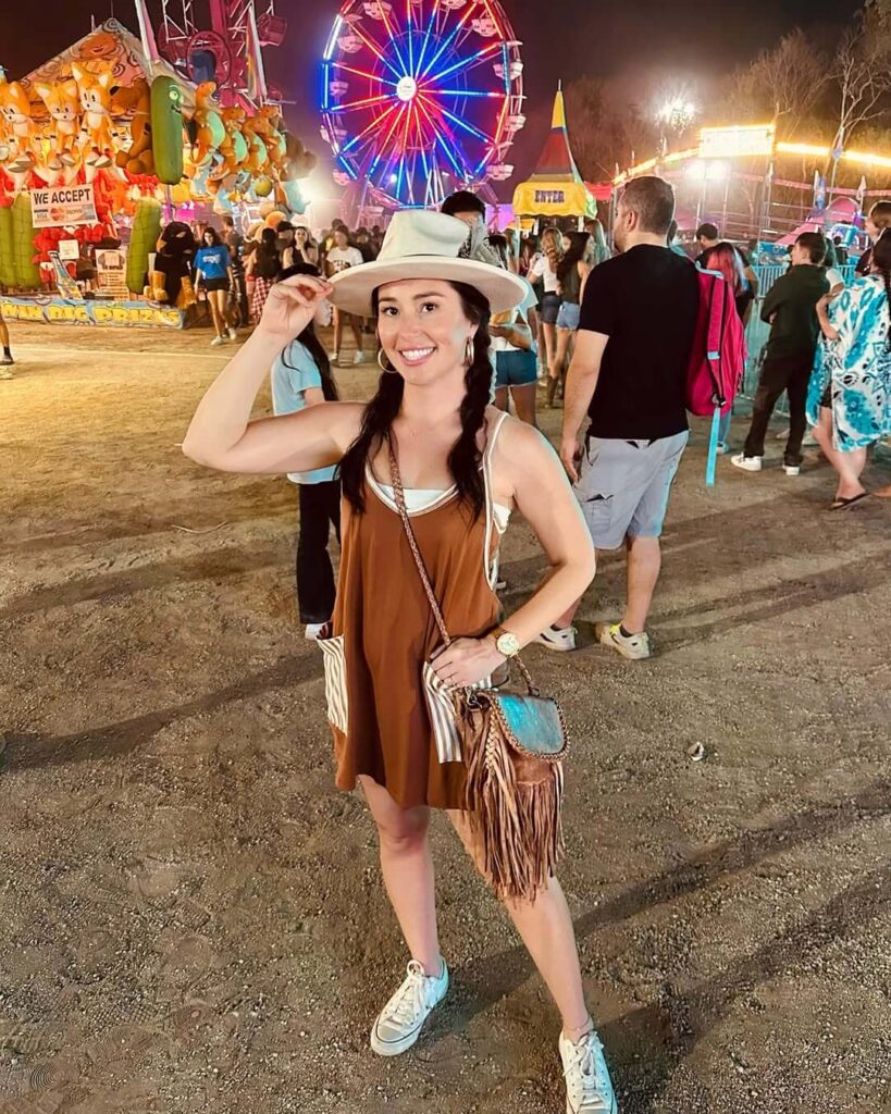 What to Wear to a County Fair So You Look Cute and Stay Comfortable All Day